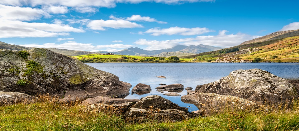 The Countryside and Coastlines of Wales | UK Staycation Holiday's ...